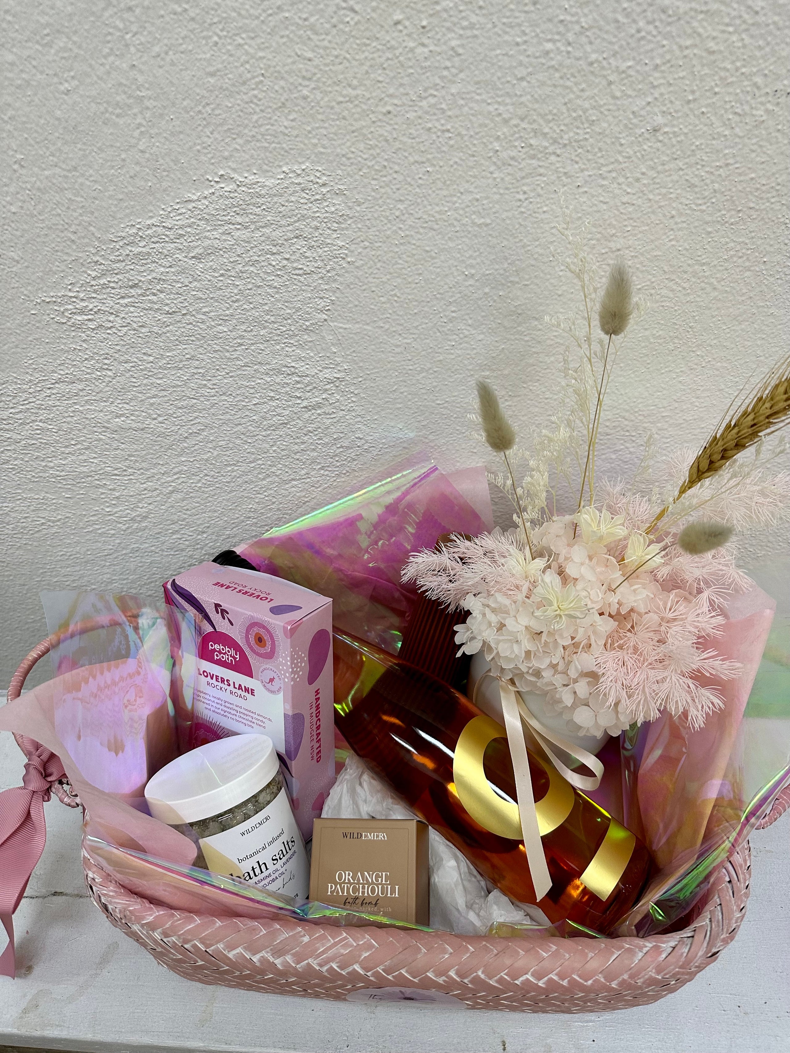 The Pink Hamper - Large | The Flower Girl
